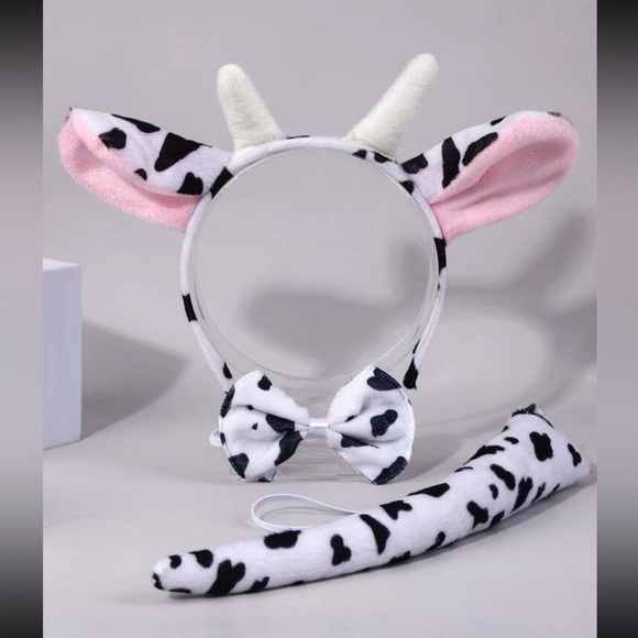 Kathrono | Accessories | Awesome 3 Piece Cow Costume Set Headdress ...